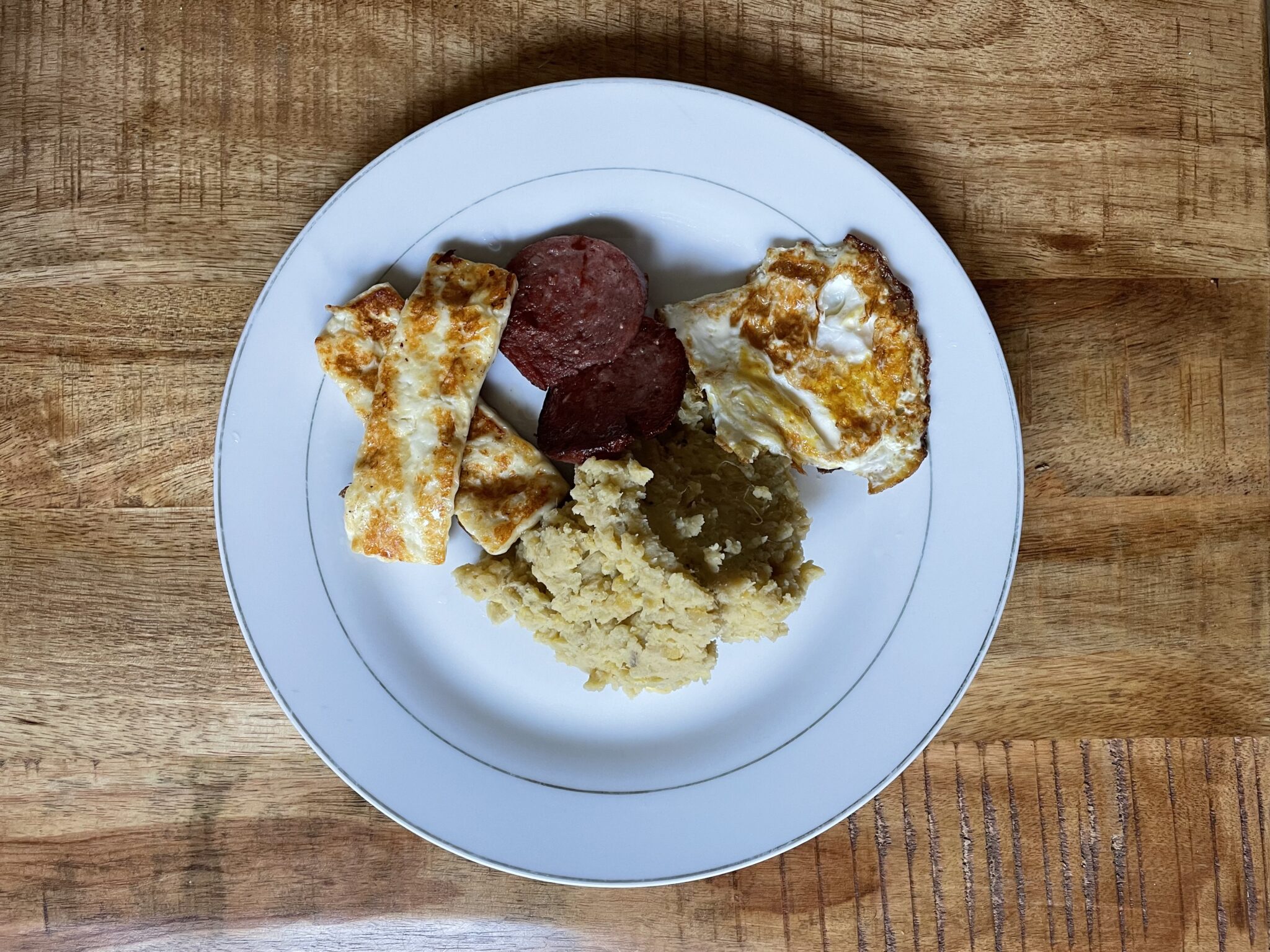 Dominican Tres Golpes Recipe - A Traditional Breakfast - Recipes de lo Mio